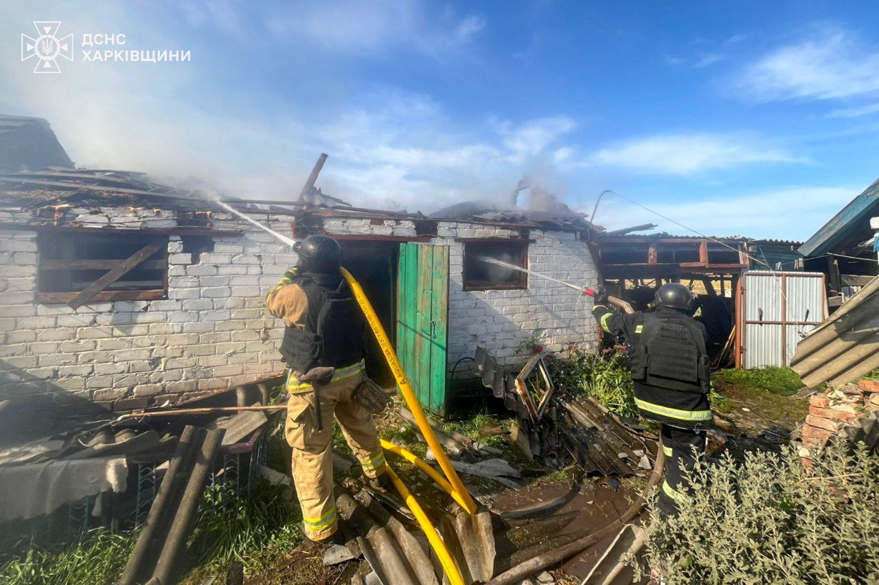Russia strikes Ukraine's Chuhuiv - Dozens of houses destroyed | RBC-Ukraine