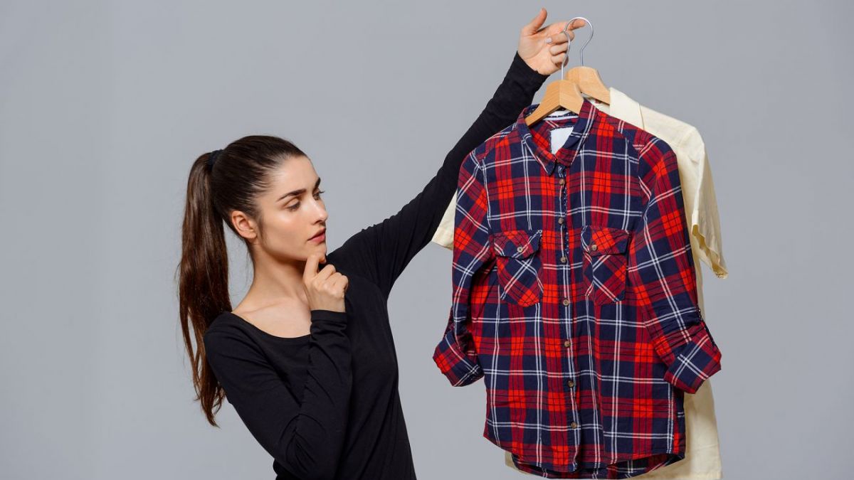 clean clothes without washing