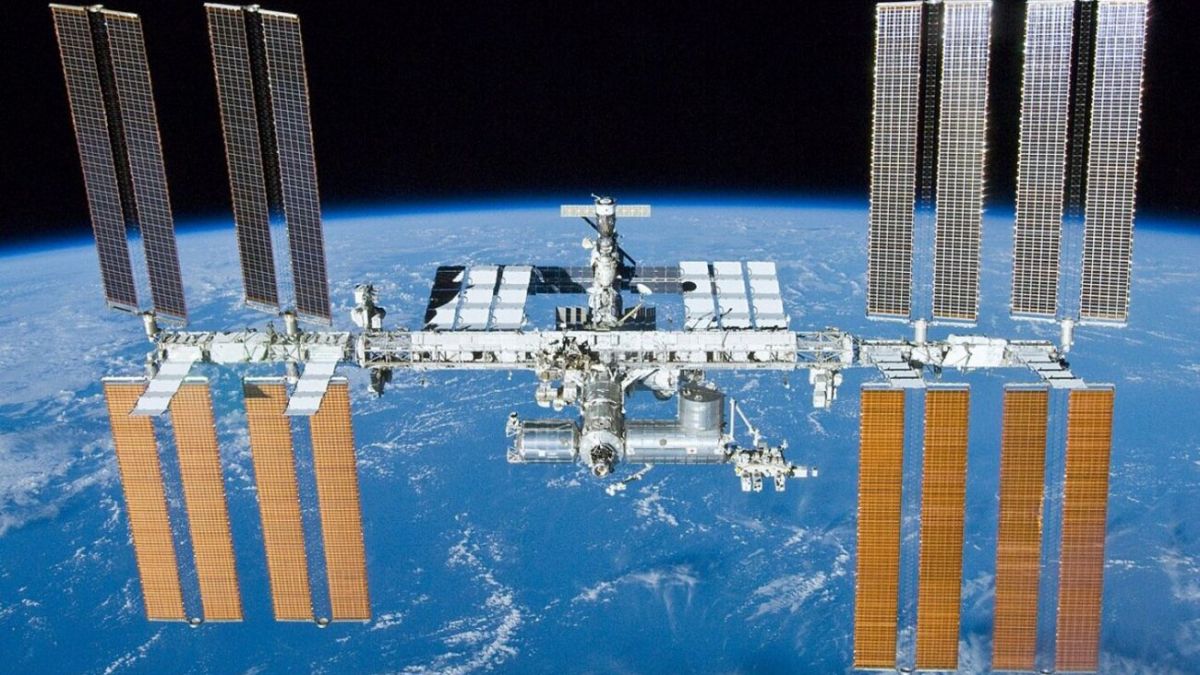 Private Space Mission