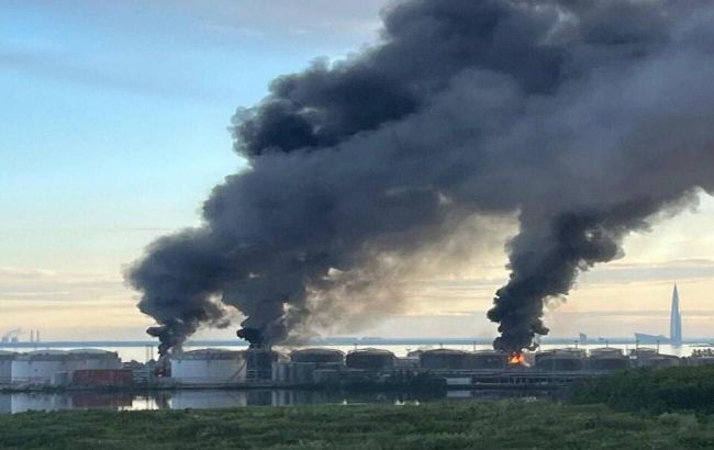 Drones strike oil terminal in St. Petersburg, triggering massive fire ...